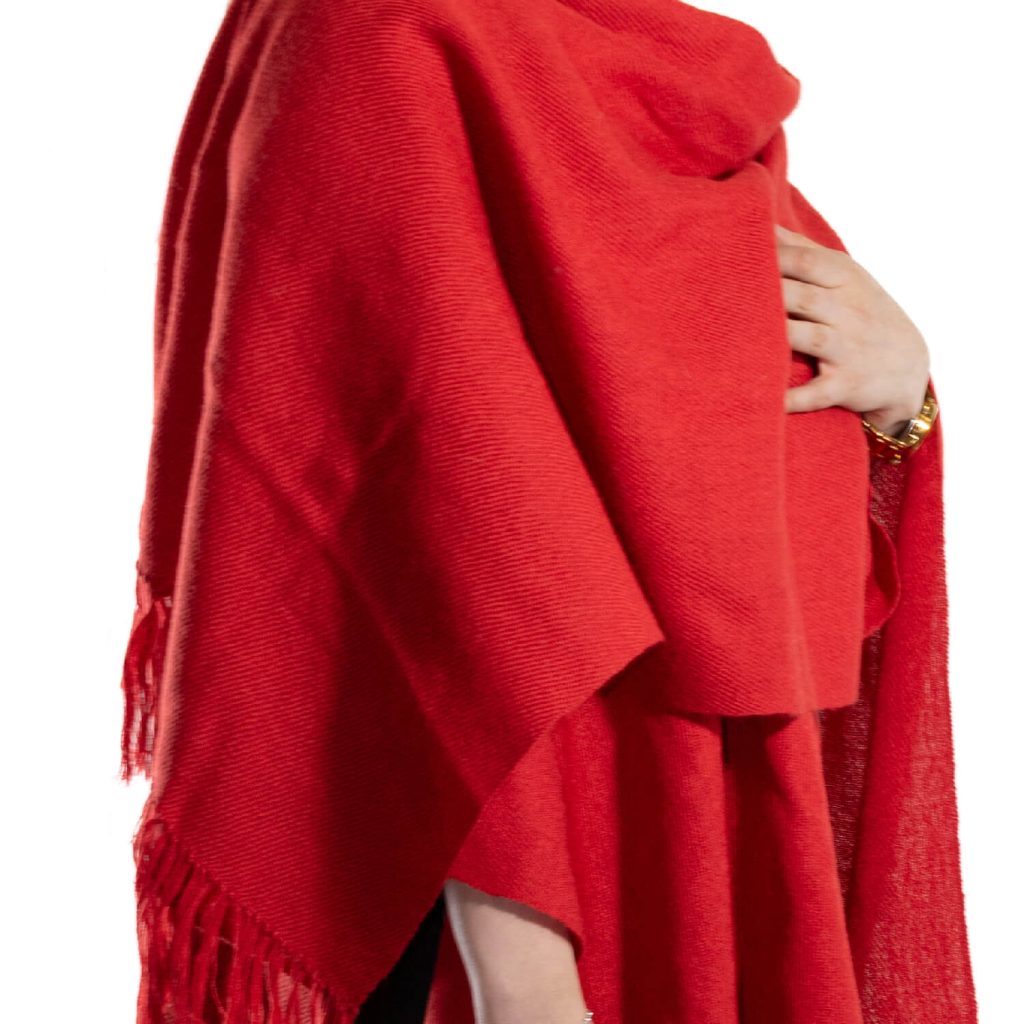 Alpaca Ruana Loom - LAM Bolivia