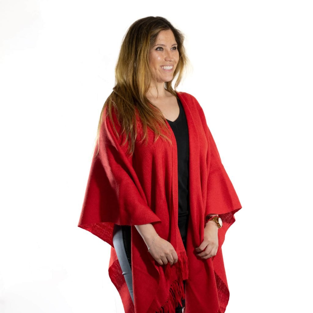 Alpaca Ruana Loom - LAM Bolivia