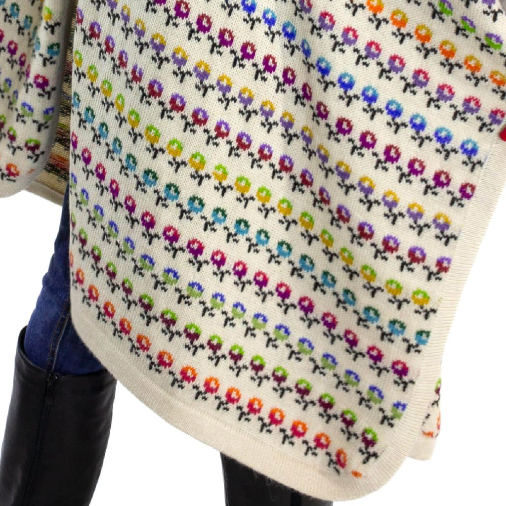 Alpaca Ruana Quinoa Flower - LAM Bolivia