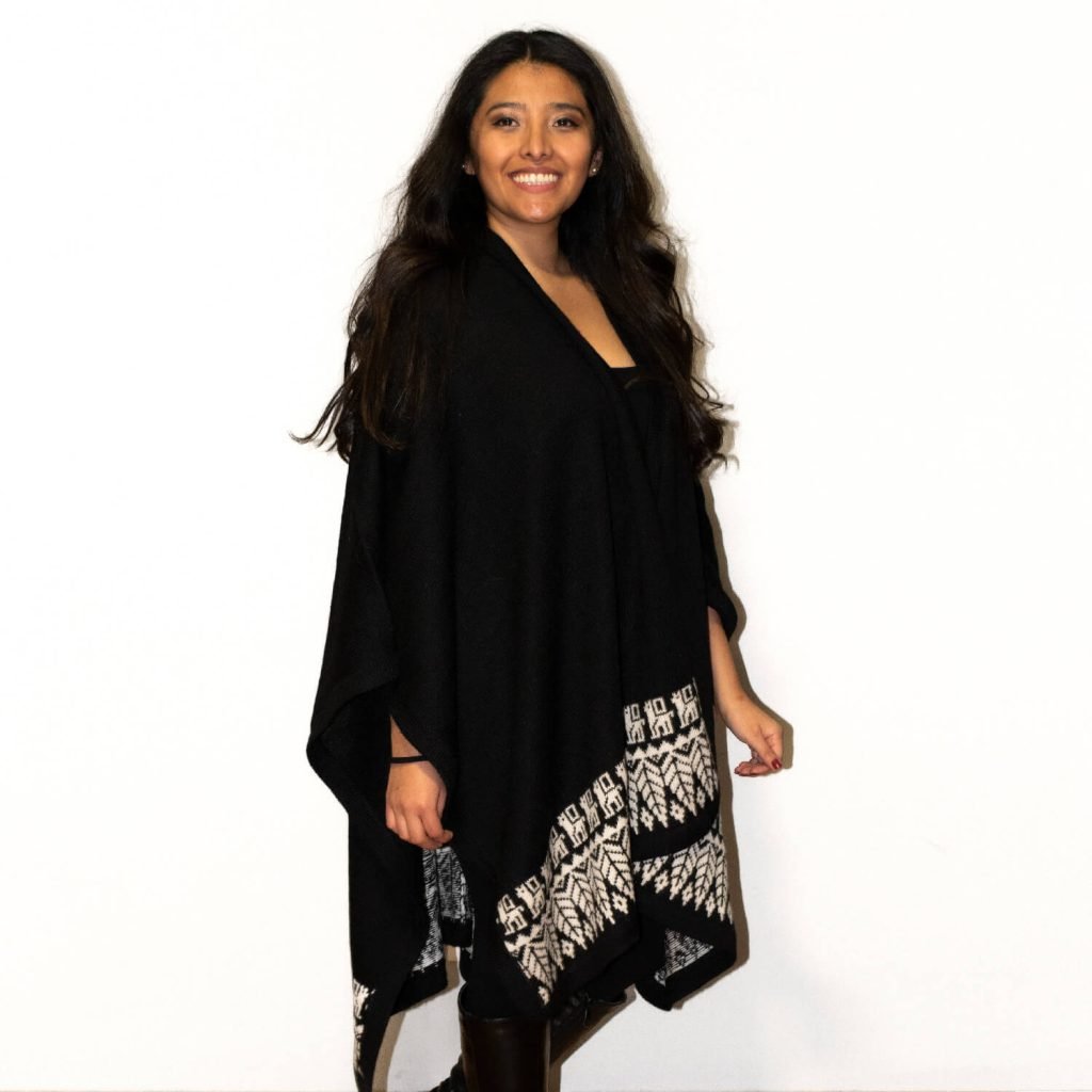 Alpaca Ruana Sagarnaga - LAM Bolivia